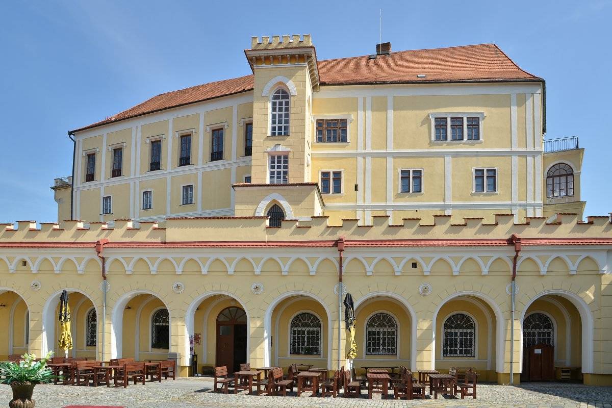 Zámek Letovice | Eventino.cz